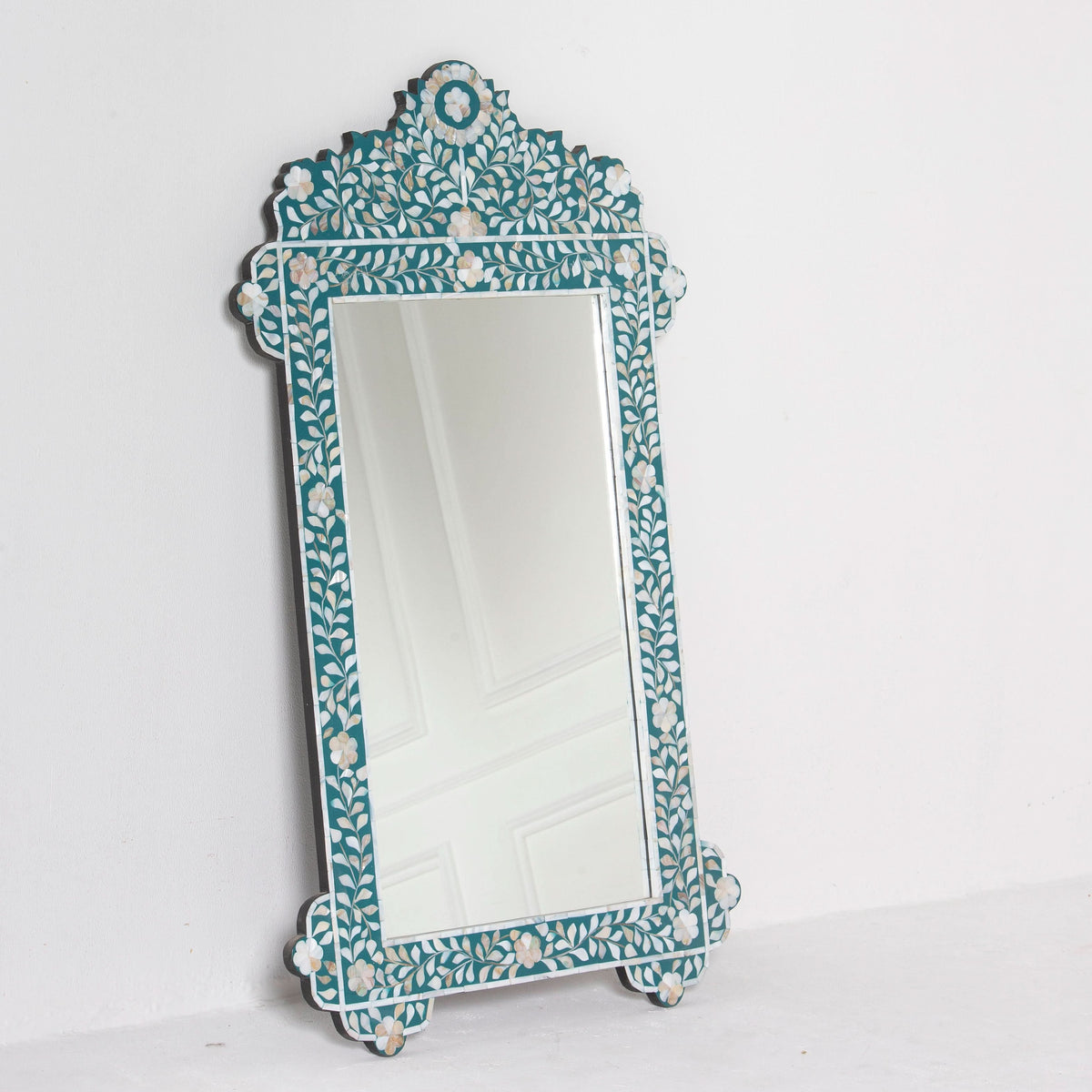 OCEAN PEARL BLUE MOP MIRROR FRAME
